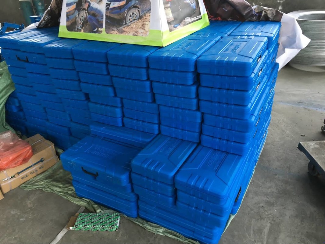 Small Size Tire Traction Devices / Winter Snow Traction Devices For Car