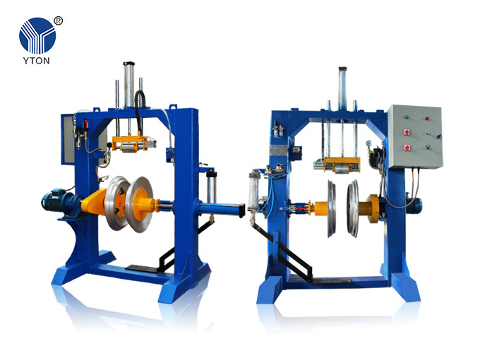 Full Set Tyre Retreading Equipment / Tread Building Machine High ...